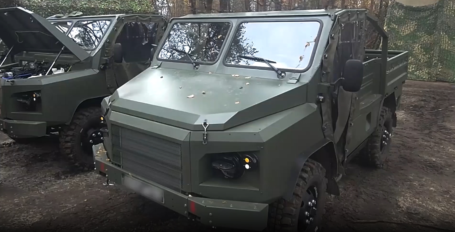 Replacing Soviet "Loaves": New "Ulan" Transporters Sent to the Military