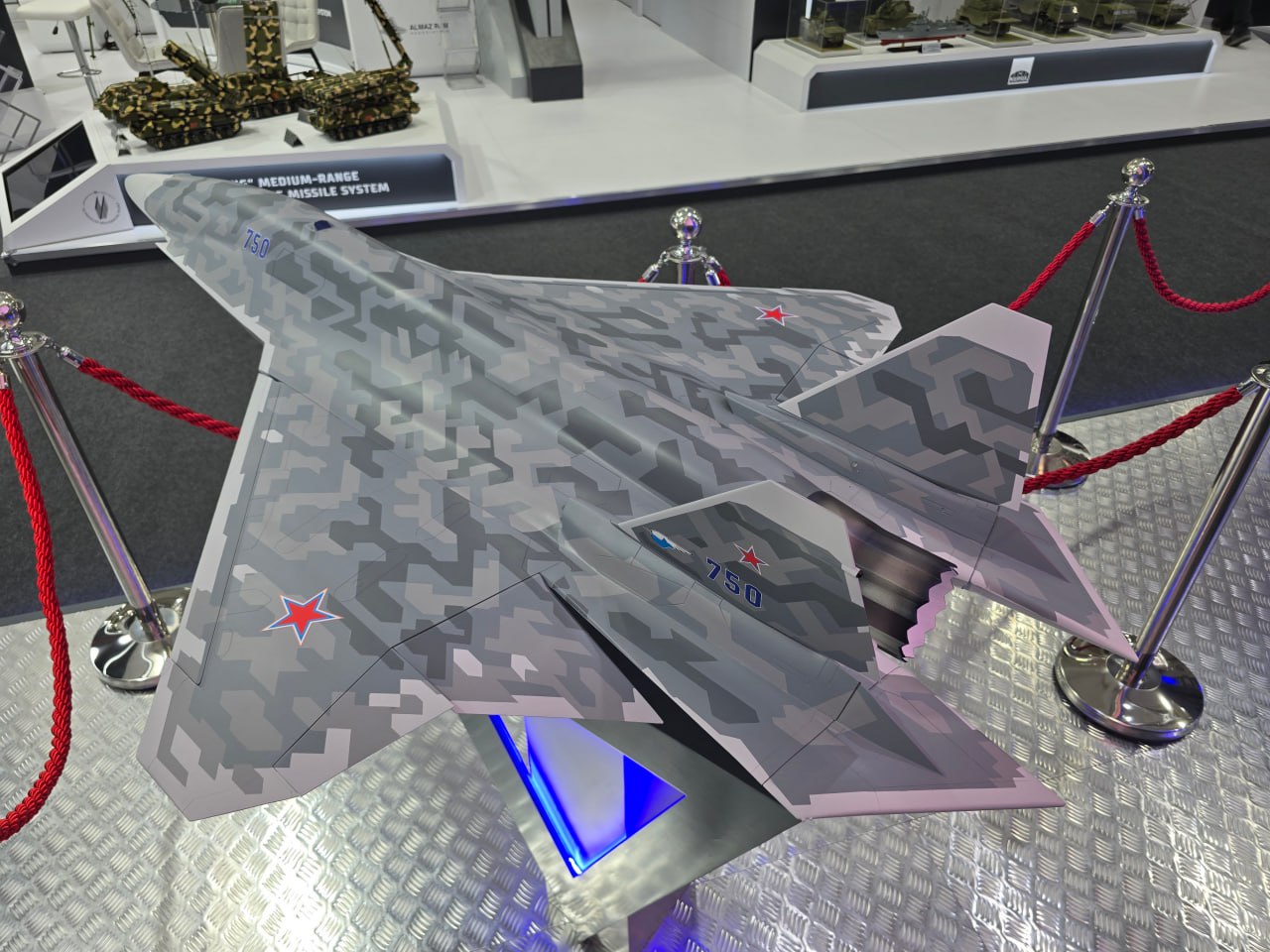 What was changed in the unmanned Su-75 Checkmate: new wing, fuselage ...