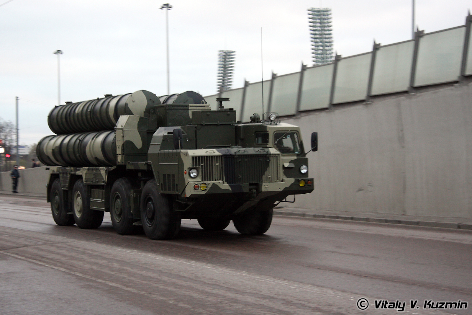 Realistic models of Russian S-300 air defense systems exhibited at a ...