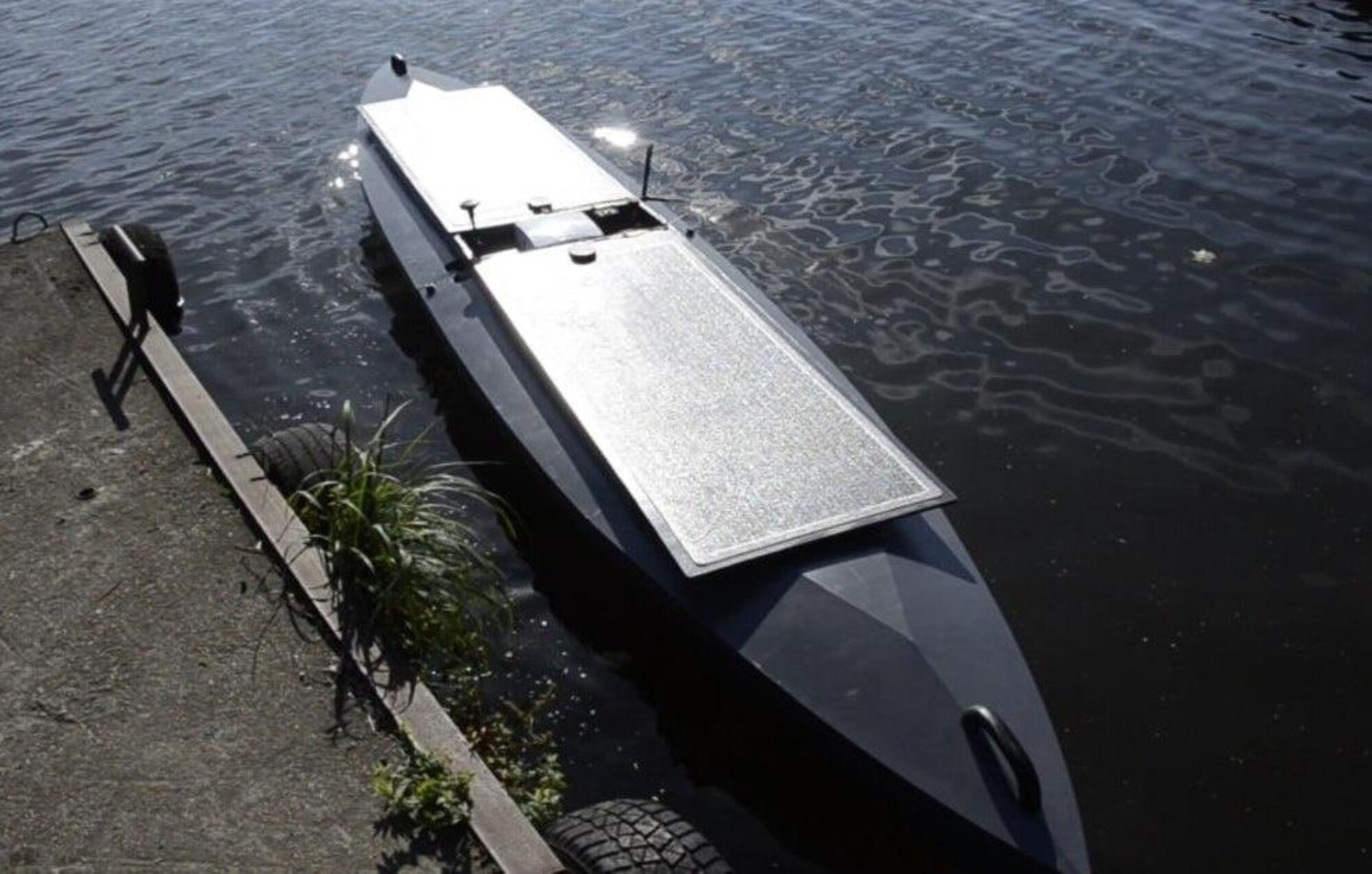 Unmanned boat "Yunost-82" with circumnavigation range created at TsKBR