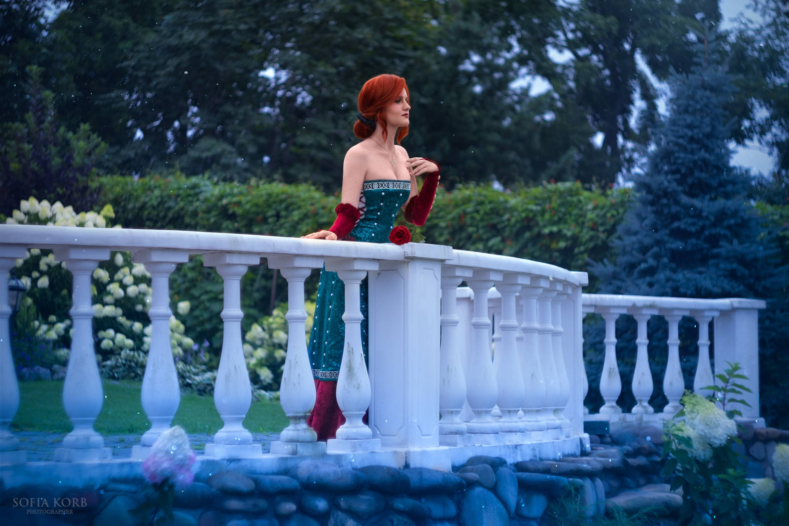 Cosplayer Embodies Triss from The Witcher 3: Wild Hunt - Adventures at ...